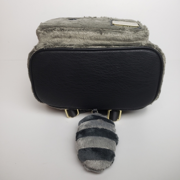Loungefly | Bags | Loungefly Disney Meeko Fuzzy Mini Backpack | Poshmark